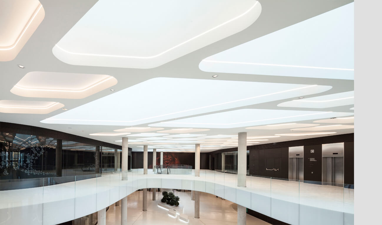 Office Complex THE ICON VIENNA: Vienna's Landmark Towers