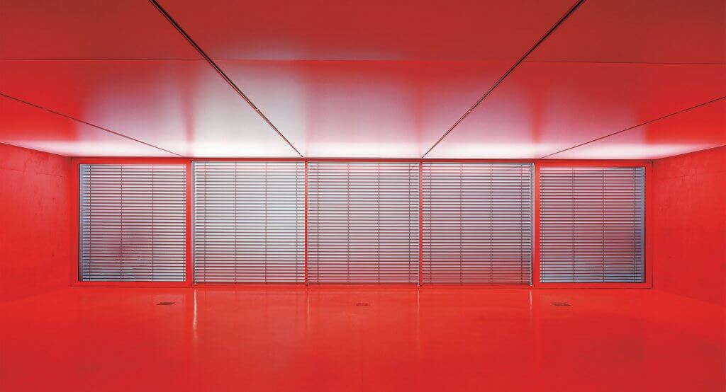 RIGLER ELECTRIC Headquarters: a striking concrete structure