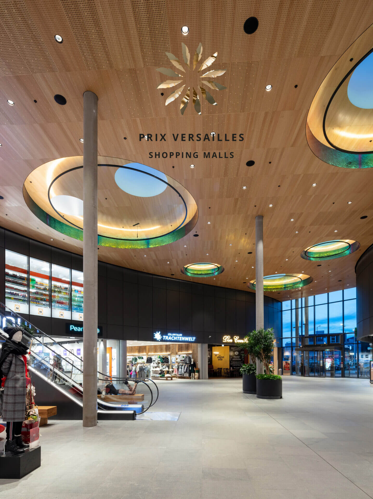 WEZ: "Most Beautiful Shopping Mall Interior"