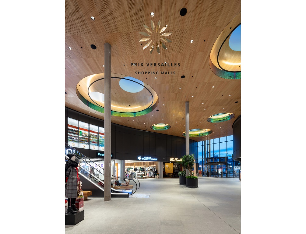 WEZ: "Most Beautiful Shopping Mall Interior"